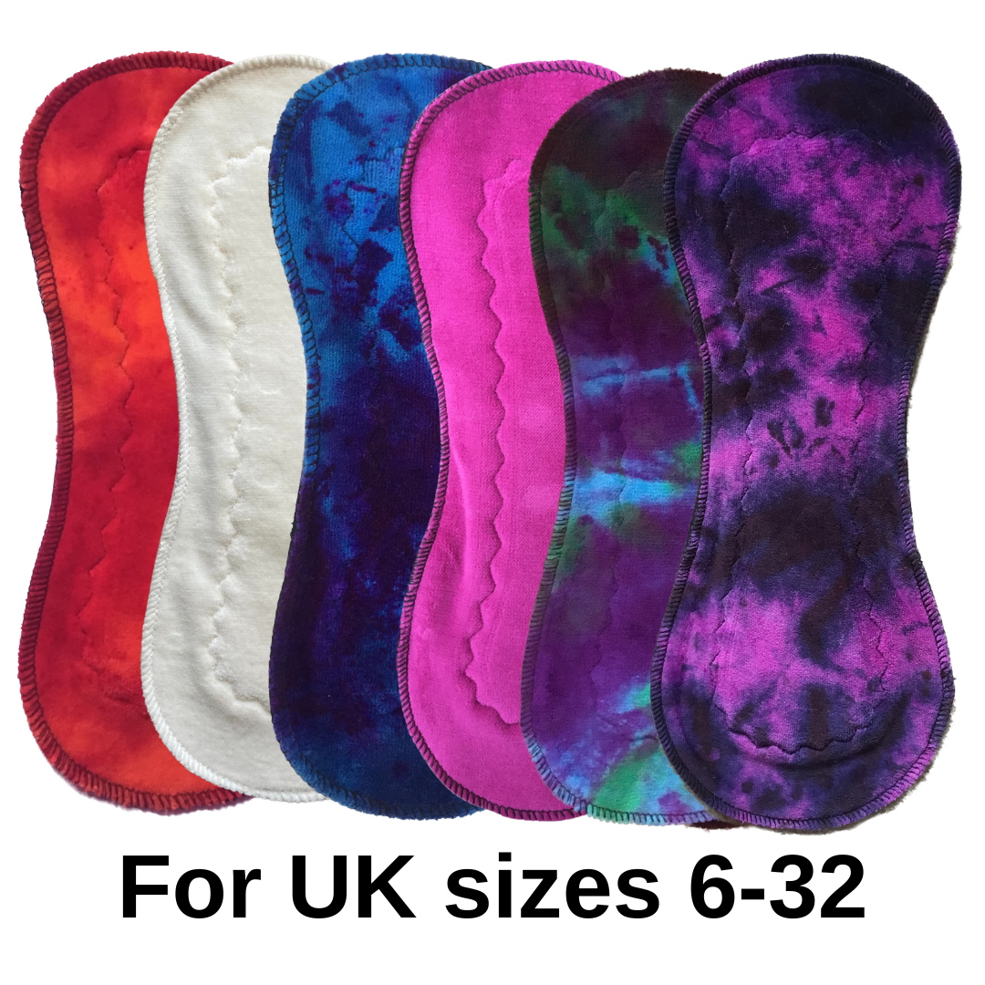 Pile of 4 Slim Mega pads – Honour Your Flow