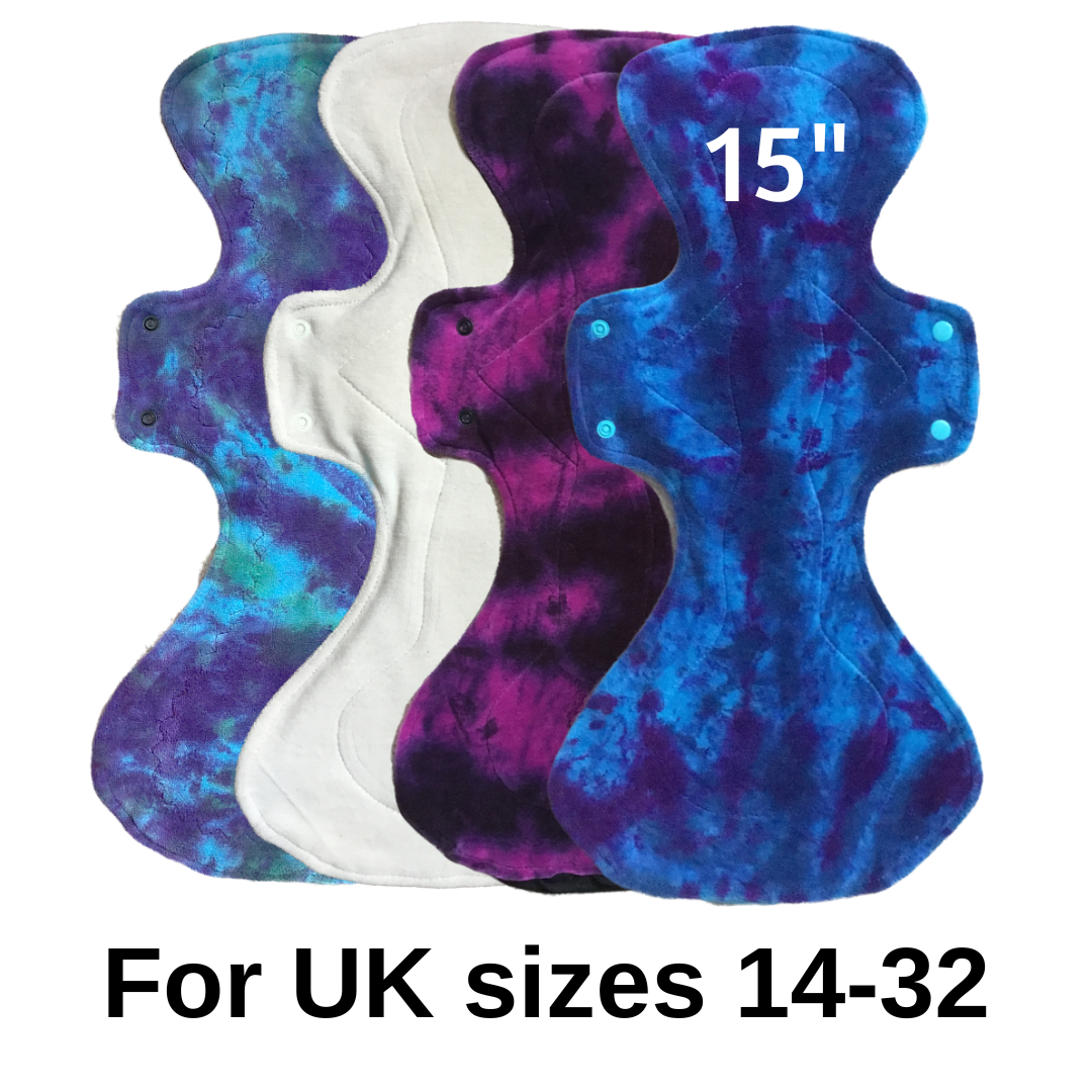 Pile of 4 Slim Mega pads – Honour Your Flow